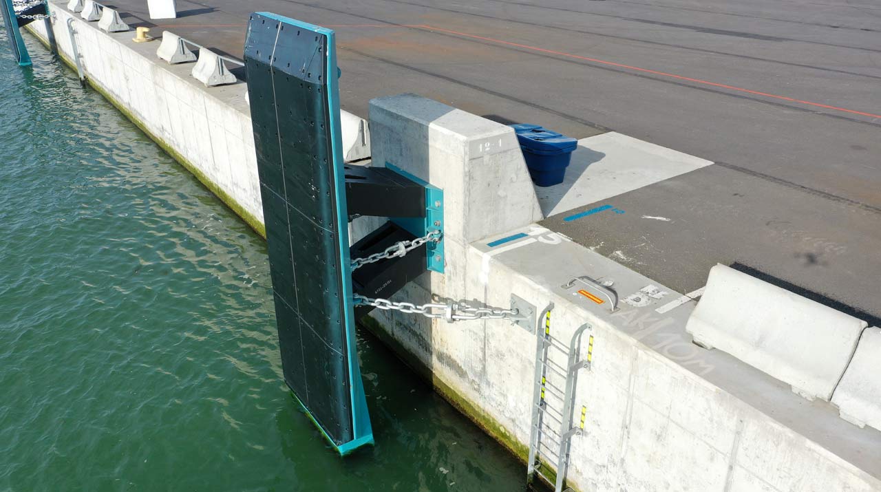 Port of Trelleborg Berth 11 & 12 | Trelleborg | Sweden - ShibataFenderTeam