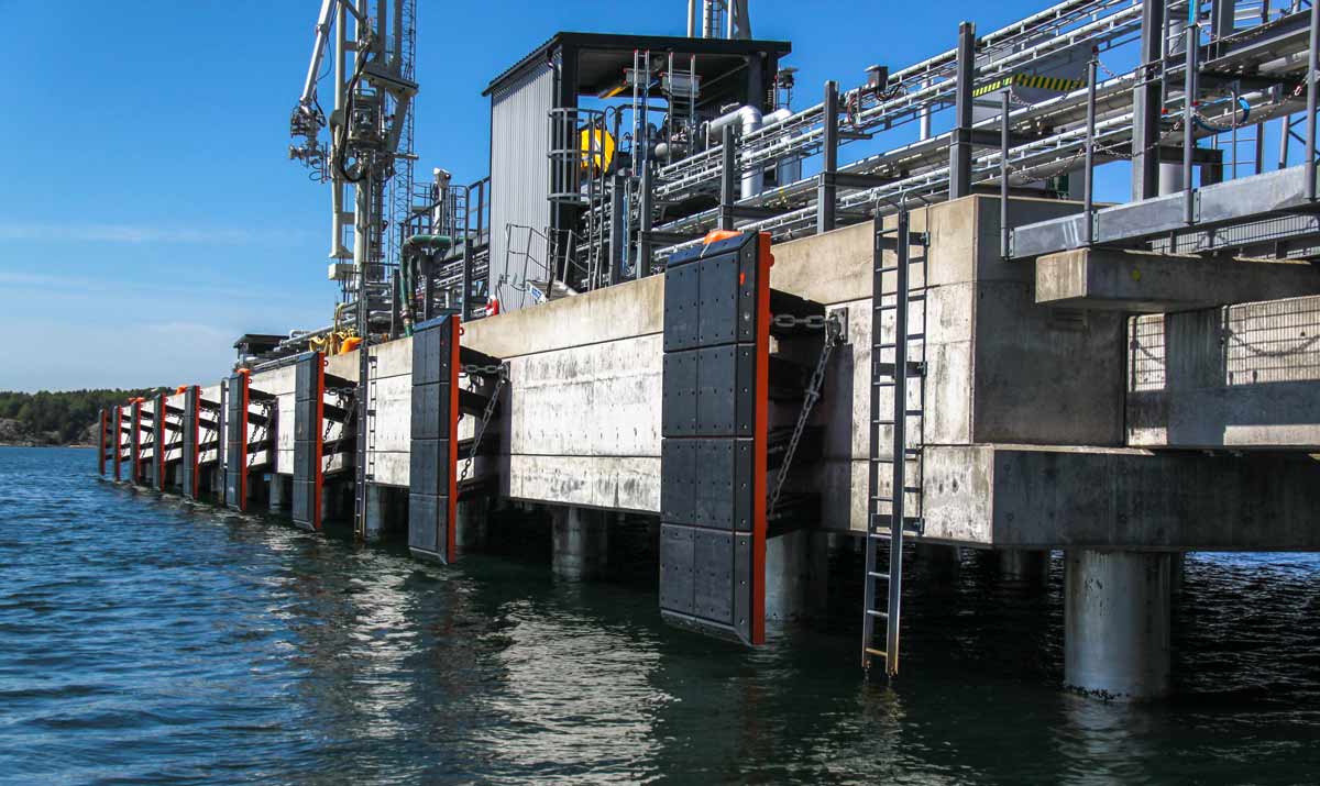 PetroPort | Stenungsund | Sweden - ShibataFenderTeam